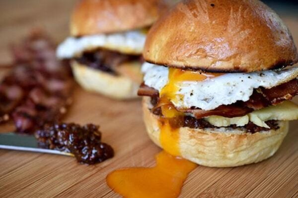 BEST BREKKY BURGERS WITH HOMEMADE BACON JAM - Outdoor Living